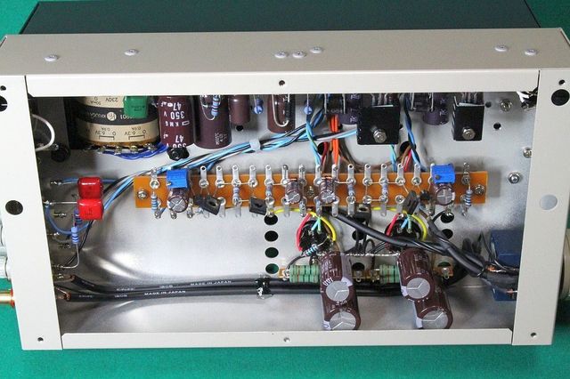 5A6シングルアンプ・カソードバイパスコンデンサ追加 - おんにょの真空管オーディオ