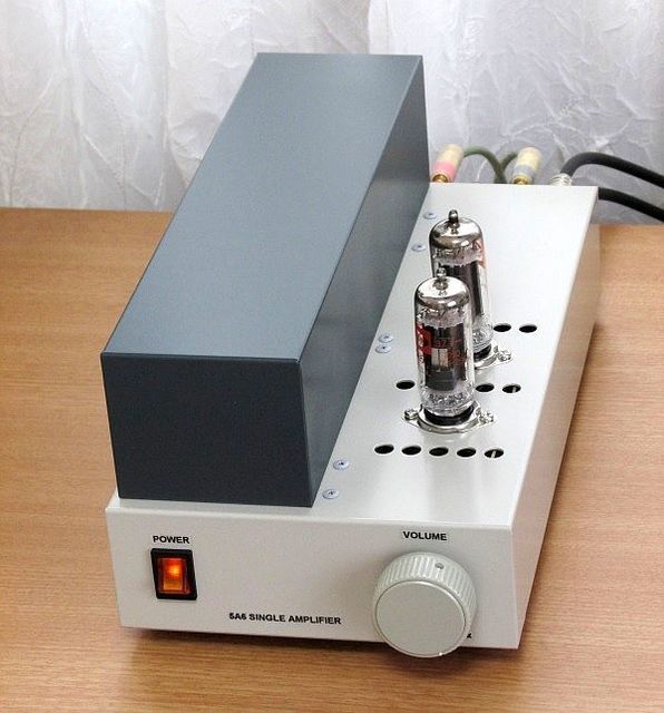 5A6シングルアンプ・電源トランスにゴムブッシュ - おんにょの真空管オーディオ