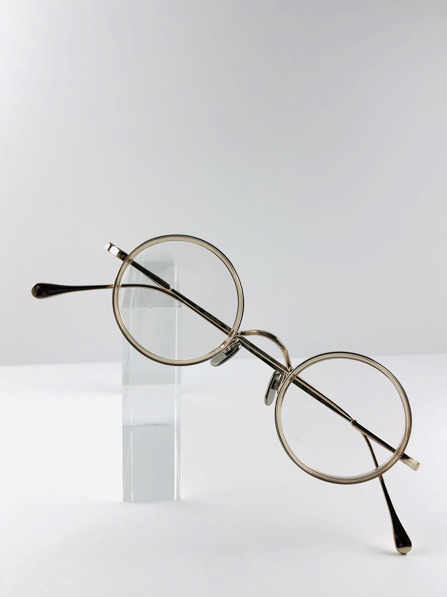 大人が楽しめるラウンド眼鏡です。 - oogley raconter , rosita , stella のブログ