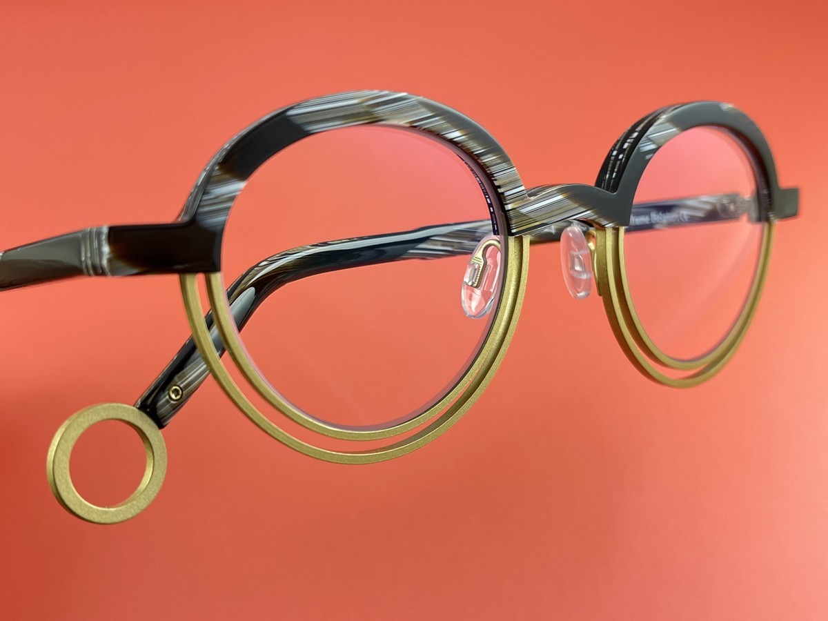 Theoの新作が届きましたよ！ Bumper - oogley raconter , rosita , stella のブログ