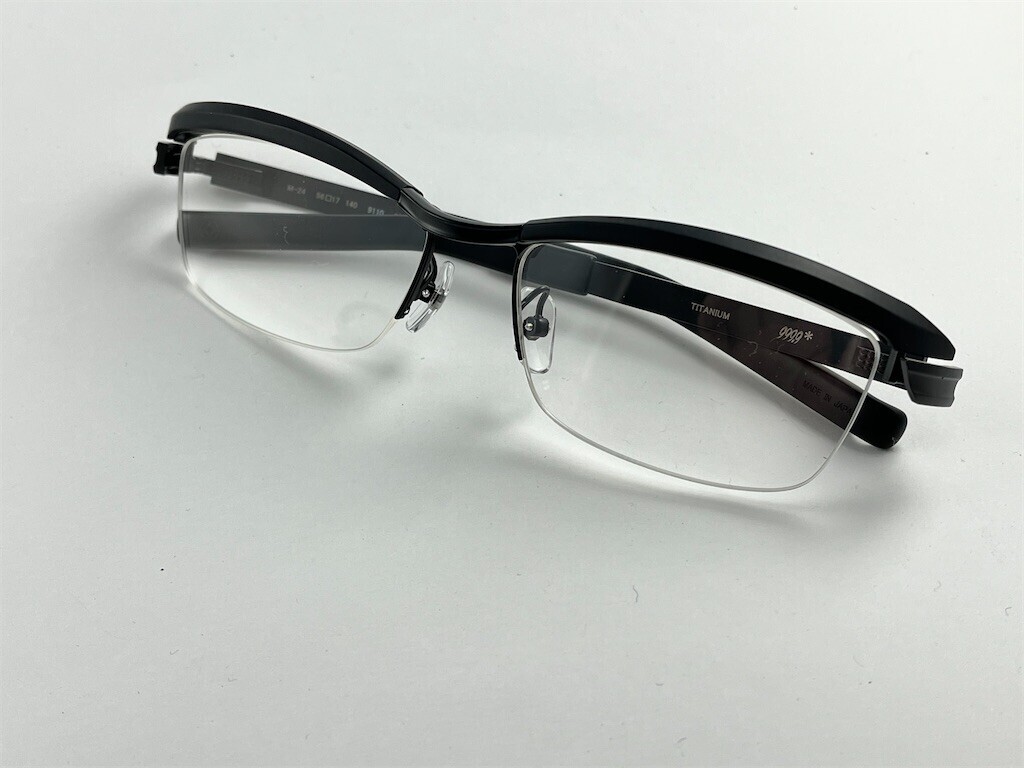 人気者の追加色、フォーナインズのM-24 - oogley raconter , rosita , stella のブログ