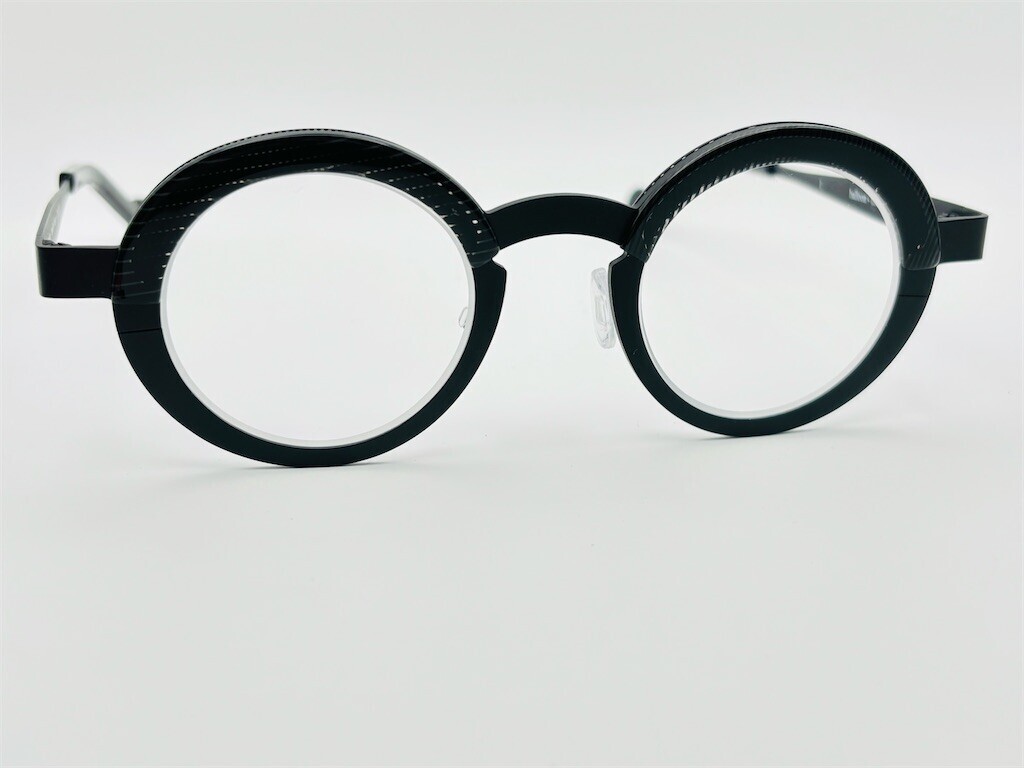 Theoの新作、balloon - oogley raconter , rosita , stella のブログ