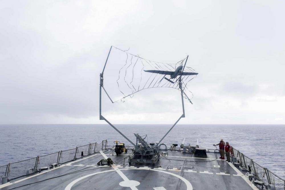 米海軍の謎レドームと洋上における小型UASの運用 - OSINFO