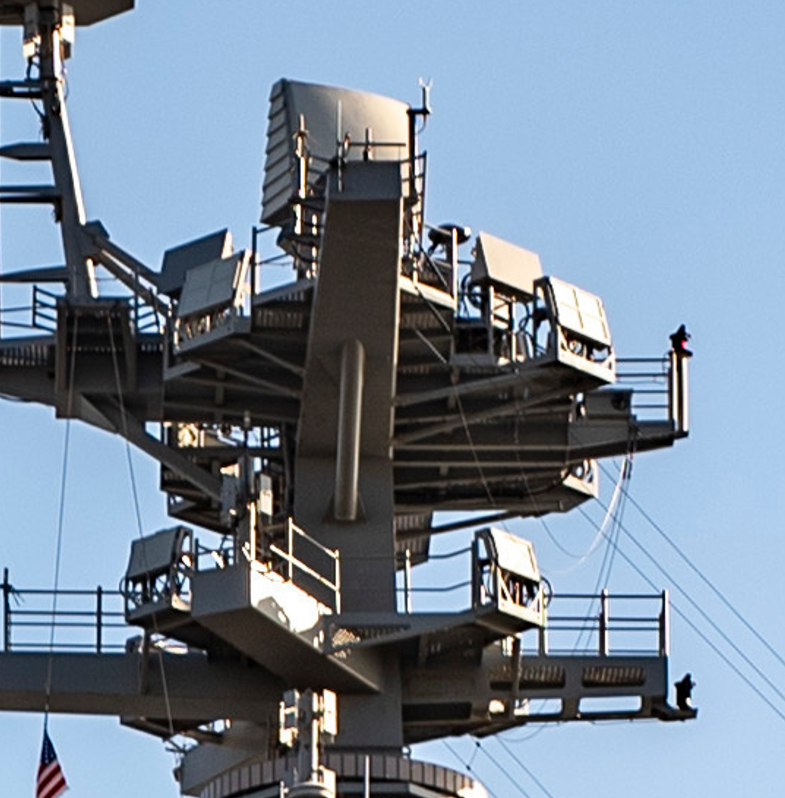 USS Abraham Lincoln (CVN 72)特有の平面アンテナについて: NTCDLの配備 - OSINFO