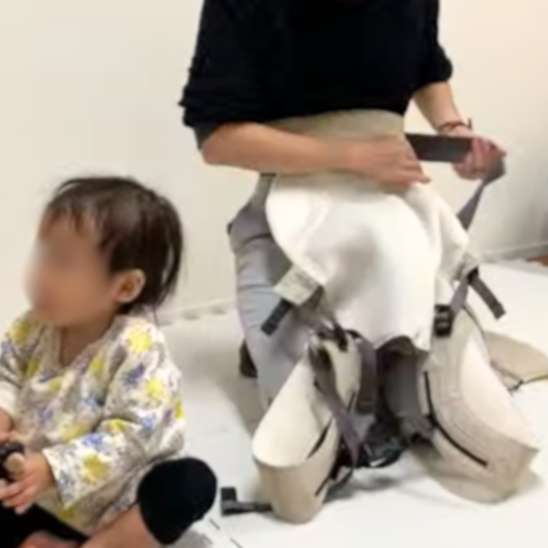 【お知らせ】株式会社福井×オトナリラボ共同開発の抱っこ紐・ペアレントバッグ発売！ - オトナリラボ blog