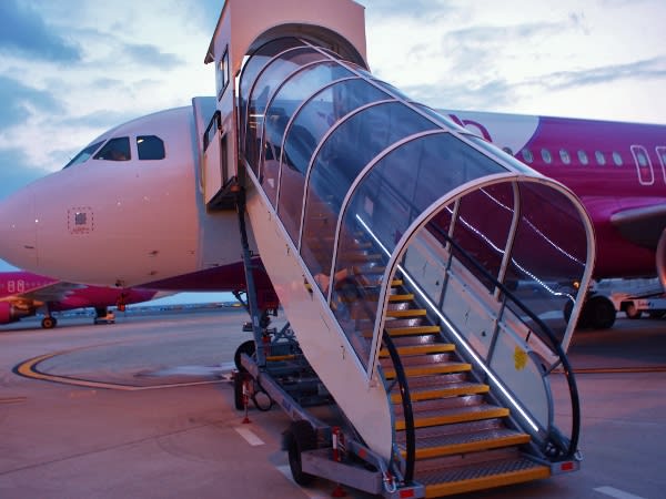 「天と地のレクイエム in 宮城」 『南三陸ホテル観洋』 さん演奏会。 - 癒しの音楽家でーす！ ありがとうございま～す。