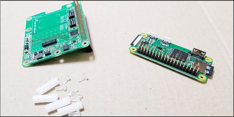 PythonでRaspberry PiにLTE通信を組み込める「sakura.io」を使ってみた！
