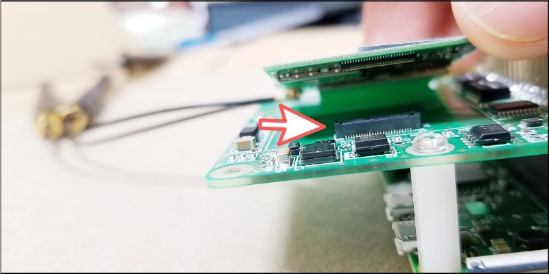 PythonでRaspberry PiにLTE通信を組み込める「sakura.io」を使ってみた！