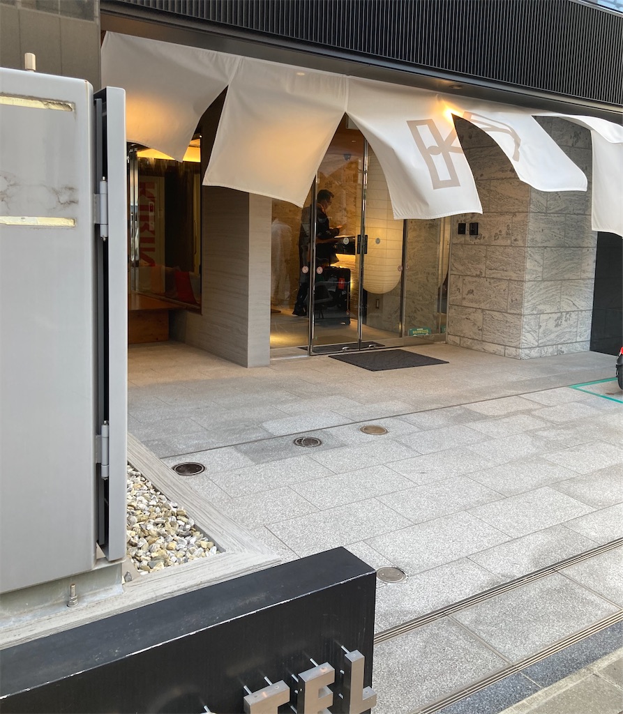 【KIN HOTEL】東京都のホテル@東京稲荷町 - 耳のないパンを焼く41の方法。
