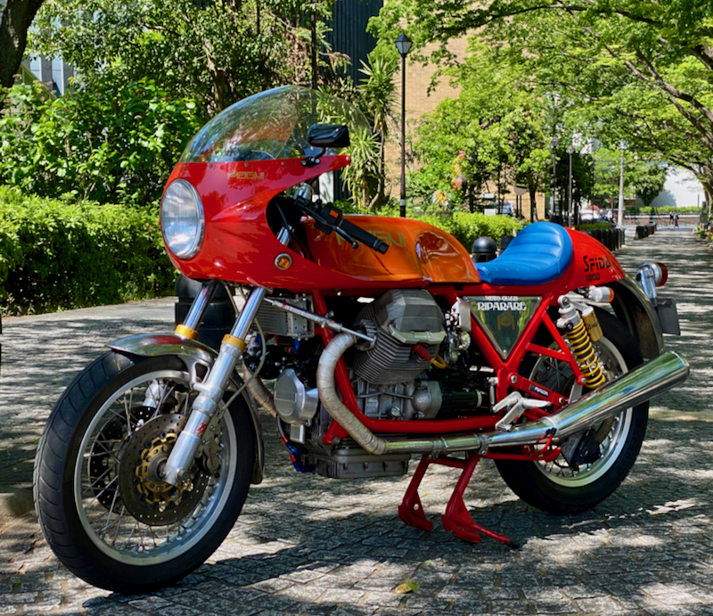 Magni Guzzi Sfida 1000 - DOG EYES