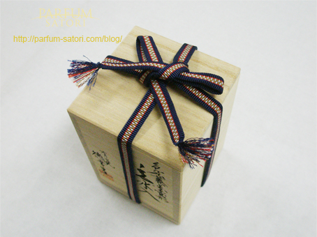 "Sanadahimo (Japanese Close-woven Samurai Ribbon) - パルファン サトリの香り紀行