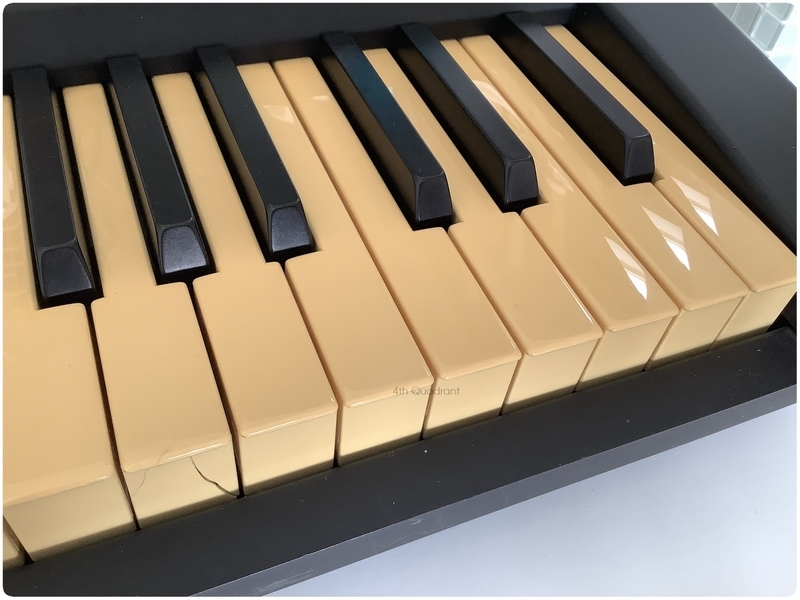 褪色？もともと？／Roland A-33 GS MIDI コントローラ - 4th Quadrant periPLUS blog
