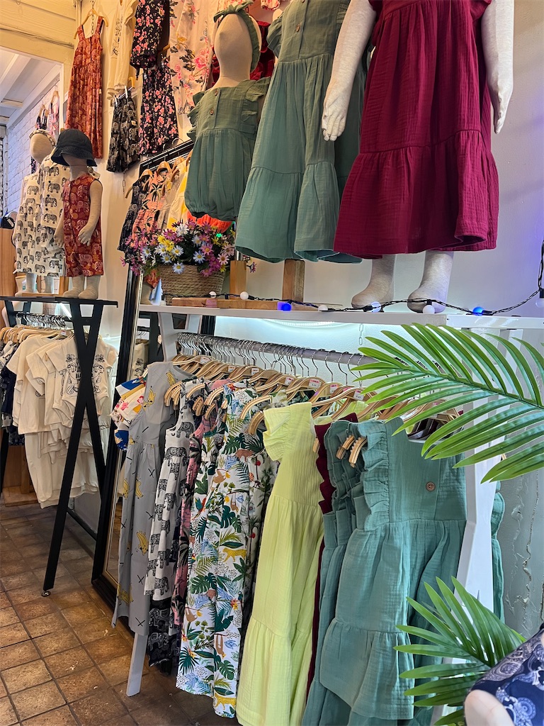 【hey pilgrim】可愛いベビー＆子ども服のお店 in チャトチャックウィークエンドマーケット - タイ在住ワーママの備忘録ブログ