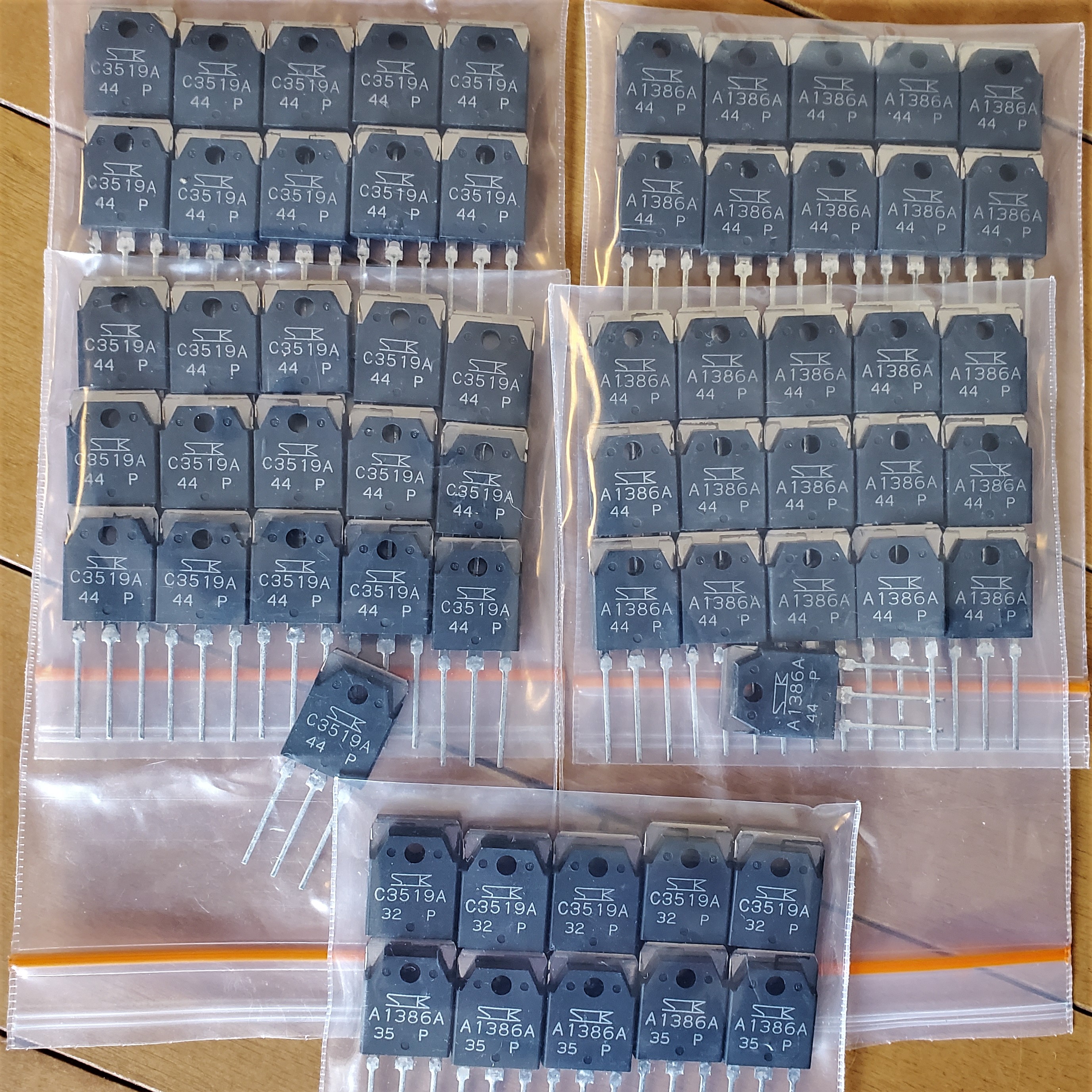 個別「2SA1386A/2SC3519A」の写真、画像 - AMP - platycerus's fotolife