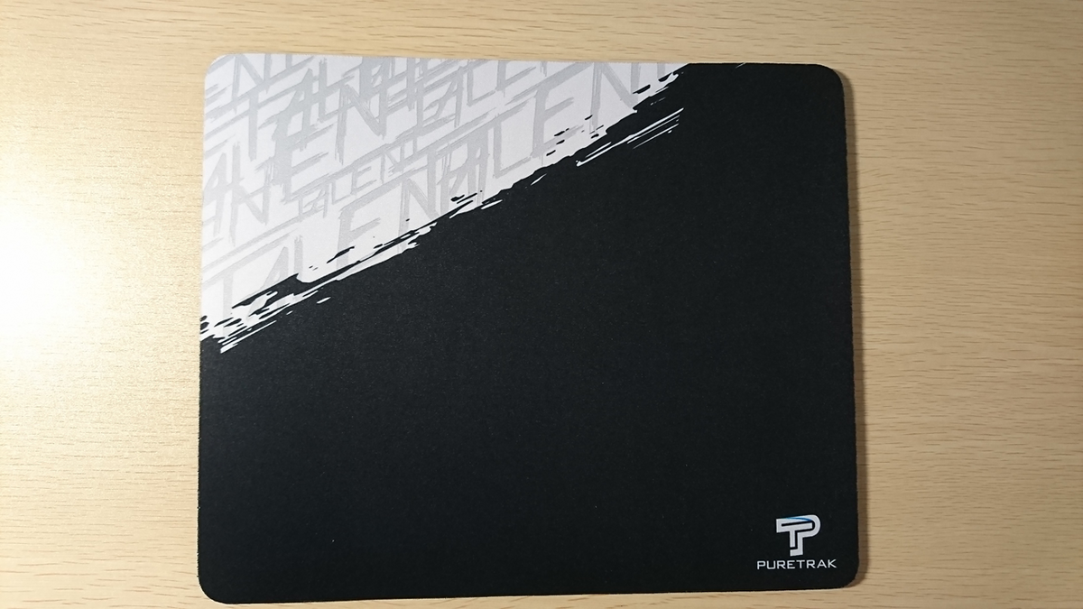 【レビュー】デザイン最強のゲーミングマウスパッド、PureTrak Talent Blackをレビュー！ - PocoPotaの隠れ家