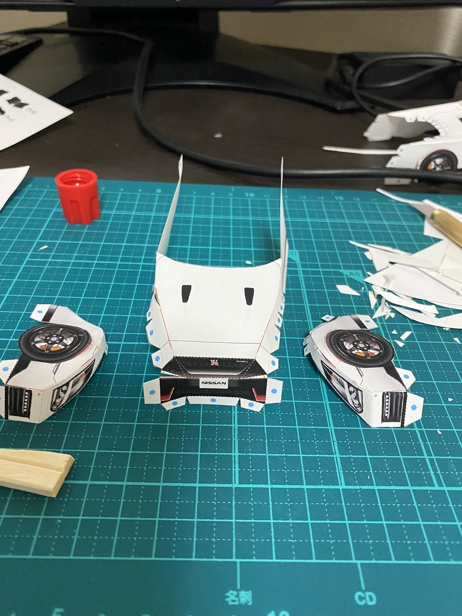 NISSAN GT-R NISMO ペーパークラフトを作ってみた。 - ハテナブロックス