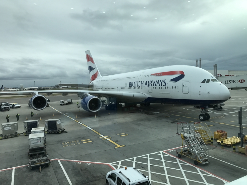 ロンドン〜ドバイ〜羽田（エミレーツ航空 EK002, EK312搭乗記） - 見る聞く食べる、刹那の徒然