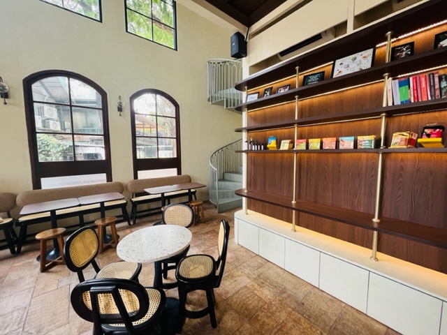 SCBD Parkにある植物由来のジェラート「ORVIA」 - putritidurの日記