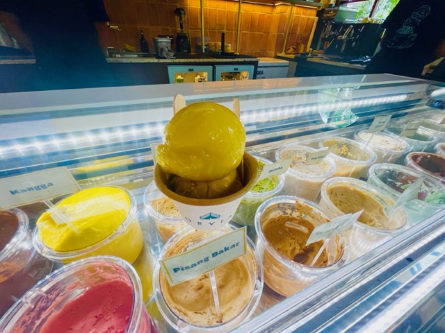 SCBD Parkにある植物由来のジェラート「ORVIA」 - putritidurの日記