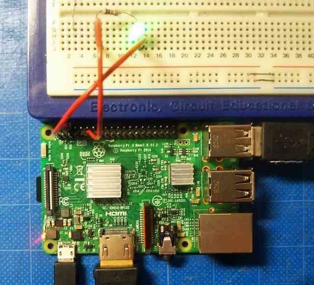 【Raspberry pi】WiringPiを使ってC言語でGPIO操作 - とある科学の備忘録
