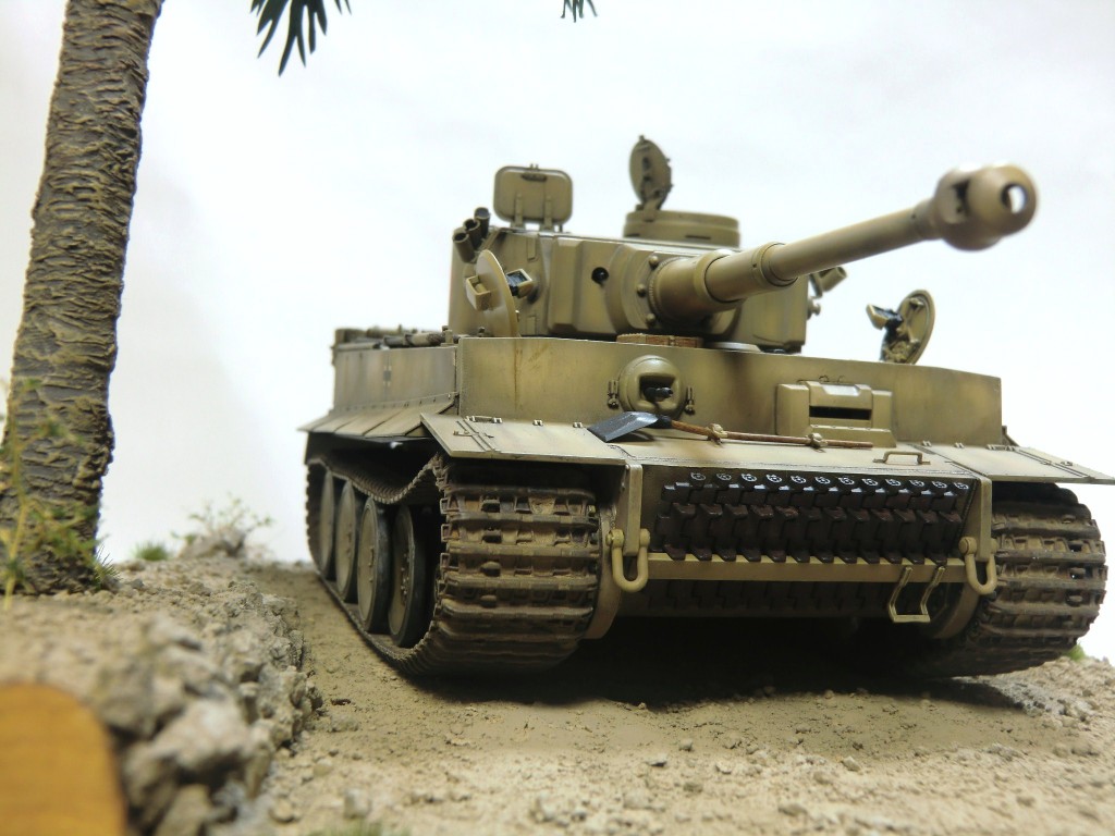 Dragon 1/35 Tiger 131 Early Production - AFVモデラーの巣