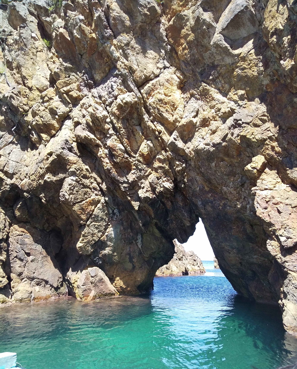 Blue sky, emerald sea and window caves,experience it in private boat ...
