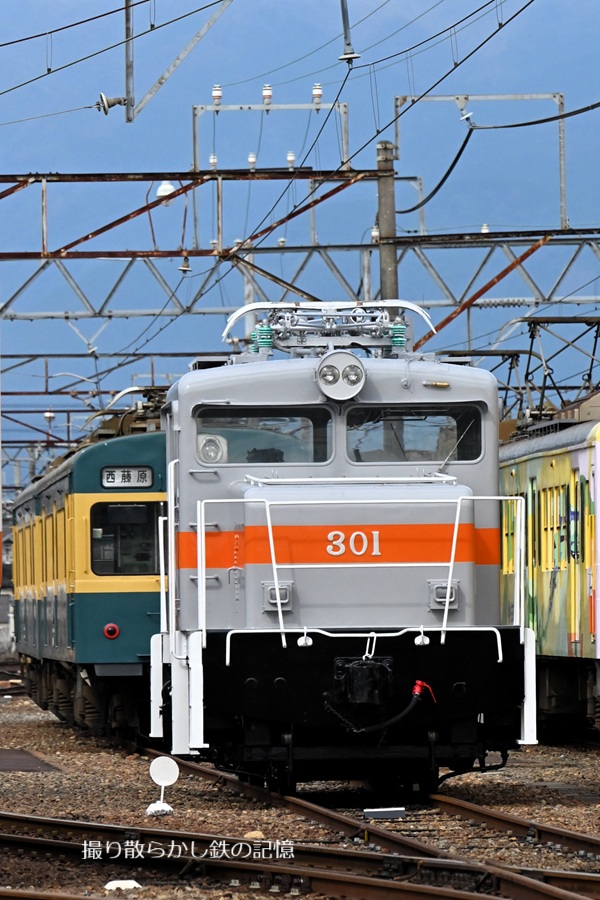 三岐鉄道 保々車両区(2025.11.2) ED301 留置車 - 撮り散らかし鉄の記憶