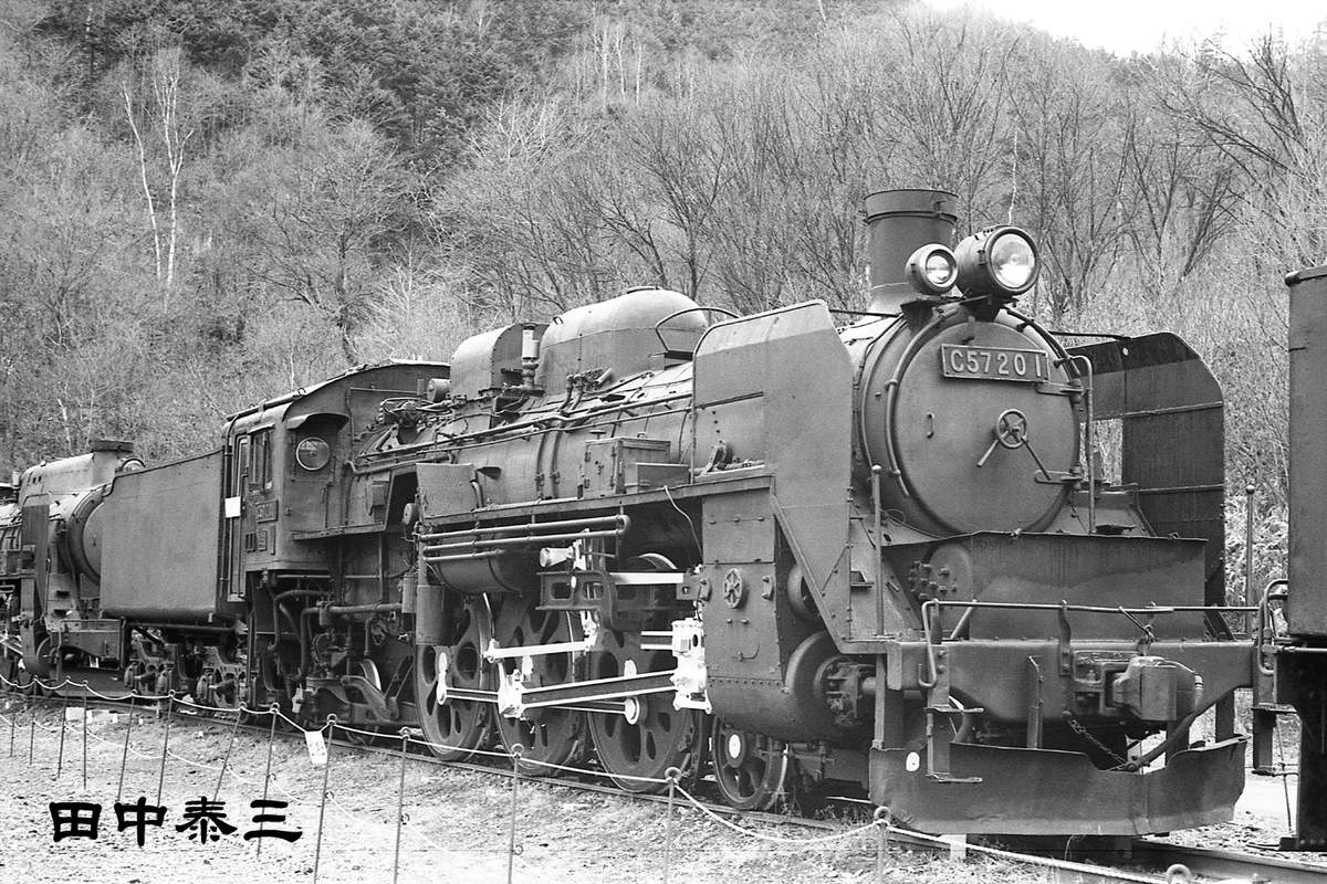 C57 200とC57 201 - ただいま鉄道写真スキャン中