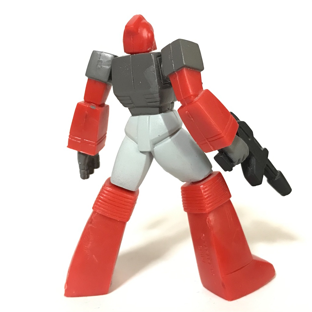 つぶらな瞳で細切れだ！トランスフォーマー SCF ACT.3 サイバトロン/警備戦士 アイアンハイド - スパイショットのおもちゃ箱EX