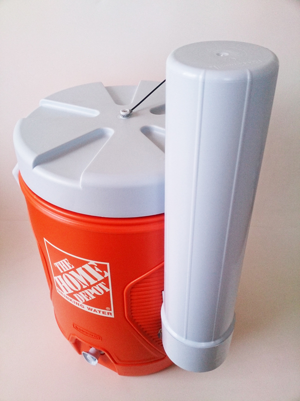 The Home Depot Water Jug - REDNECK ANTIQUES めくるめくアメリカ雑貨の世界