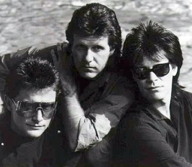 "3" Three (Keith Emerson & Robert Berry & Carl Palmer) - 1988 Bootleg ...