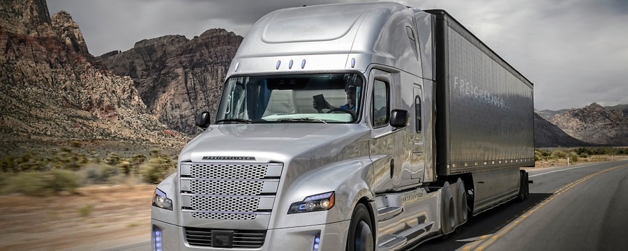 Freightliner Inspiration Truck：世界初、公道走行を認可された自動運転トラック - 本当に世の中ほとんど窒素だなぁ ...