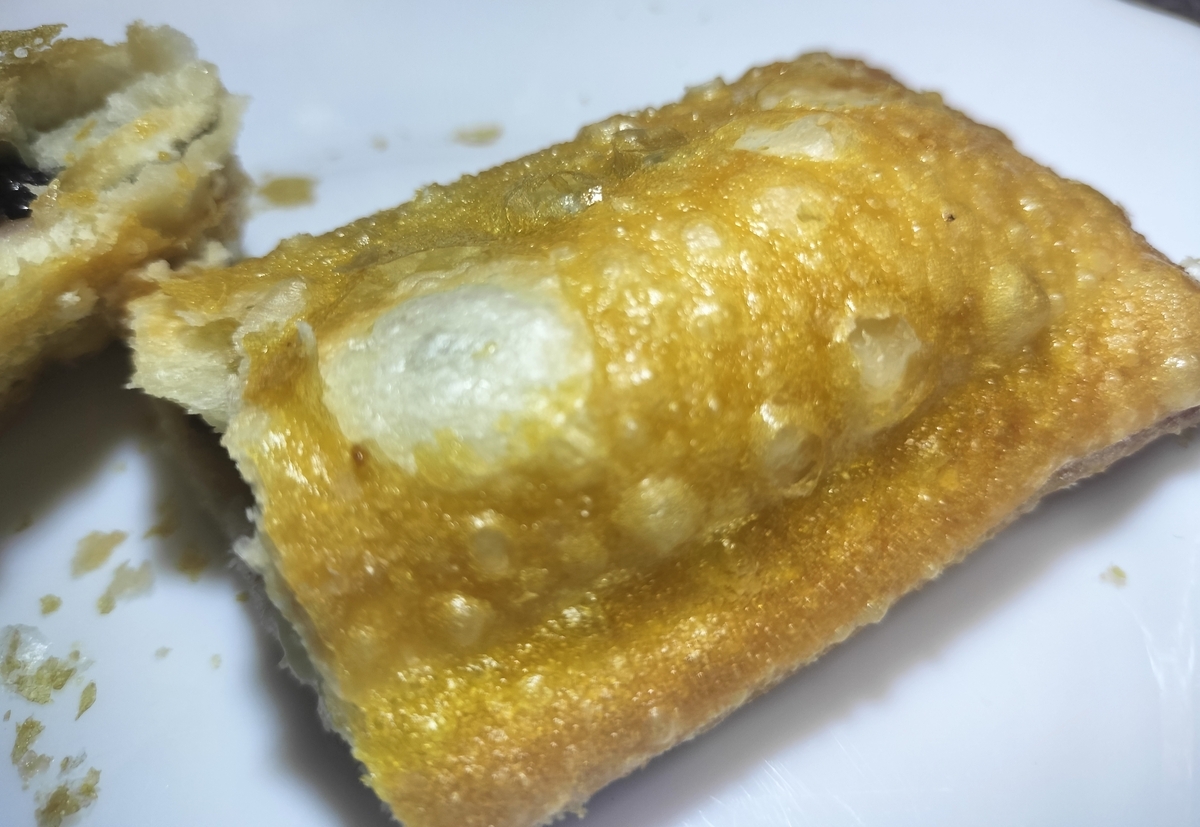 あんバターとおもちの月見パイを実食レビュー。カリサクネッチョリあんバターでした。【マクドナルド】 - 生きたいrinshのブログ