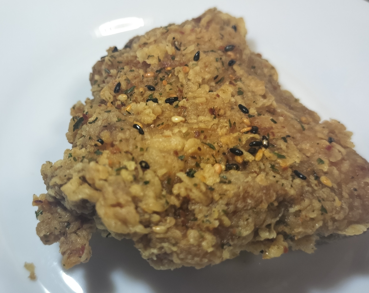 KFCのにんにく醤油チキンを実食レビュー。コンビニチキンの味でした。【にんにく醤油マヨ】 - 生きたいrinshのブログ