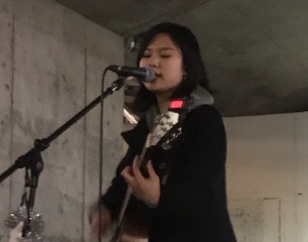 SAKIKA（GIRLFRIEND）第2回路上ライブ決行！ - GIRLFRIENDLY