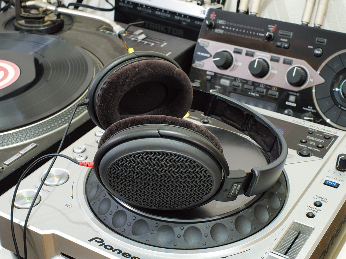 FUMIYA（RIP SLYME）のプライベート・スタジオ｜Private Studio 2025 - サンレコ 〜音楽制作と音響のすべてを ...