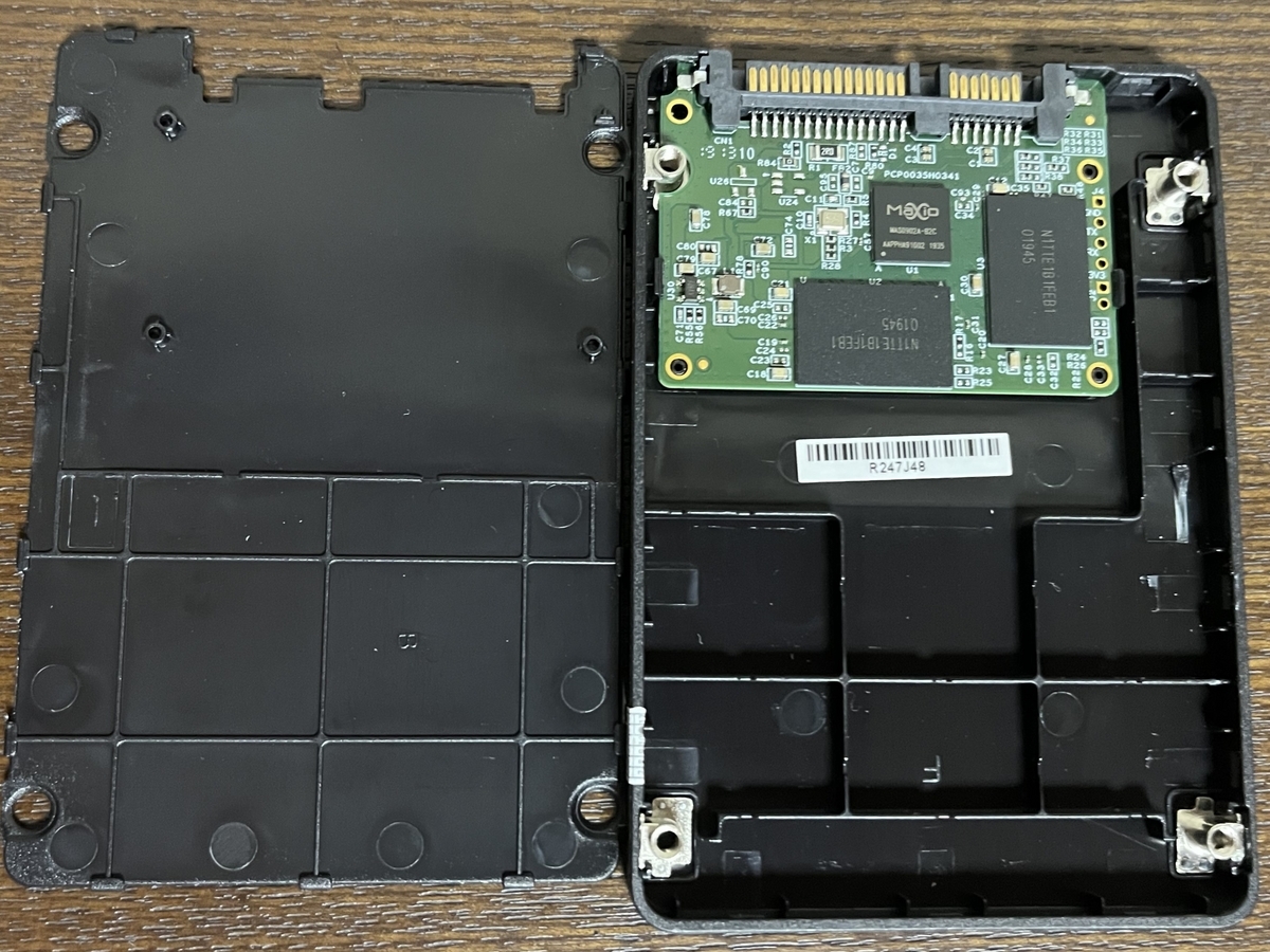 ELECOMのポータブルSSDがアレなのでいじってみた。 - roricaの殴り書き板。