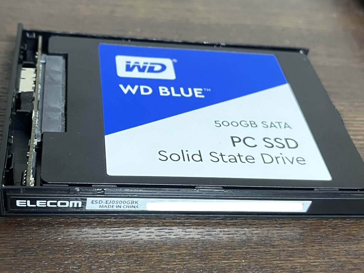 ELECOMのポータブルSSDがアレなのでいじってみた。 - roricaの殴り書き板。