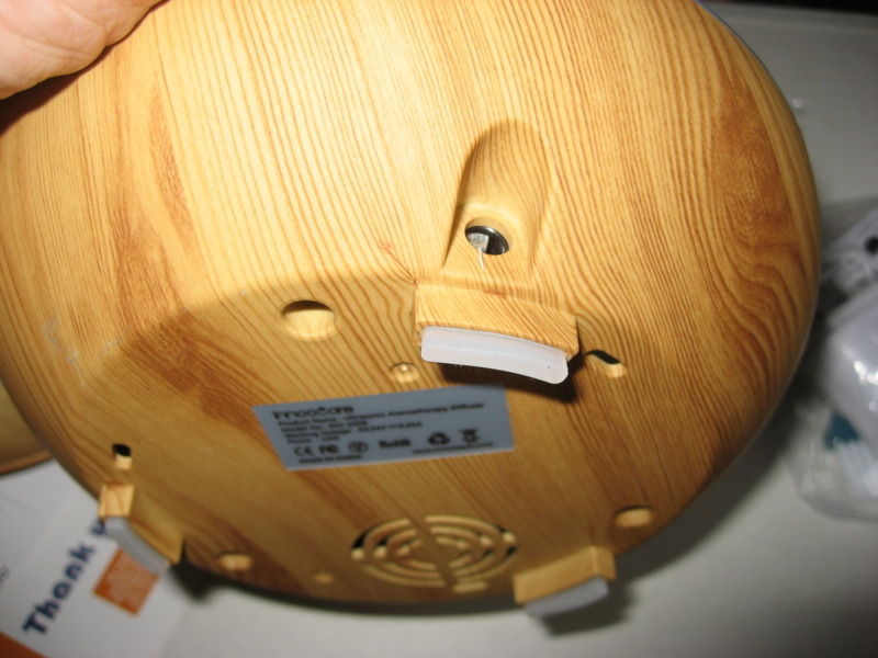 g0128 InnooCare アロマディフューザー 加湿器 超音波式 流線型 曲線美感 卓上 ムードランプ 空焚き防止切タイマー 木目調 ...