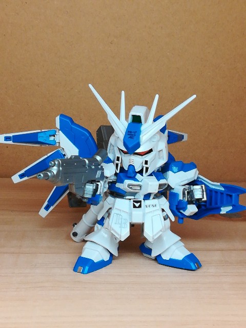 ガンプラBB戦士ハイニューガンダムちょい塗装、墨入れ - rx-010