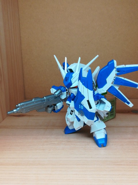 ガンプラBB戦士ハイニューガンダムちょい塗装、墨入れ - rx-010