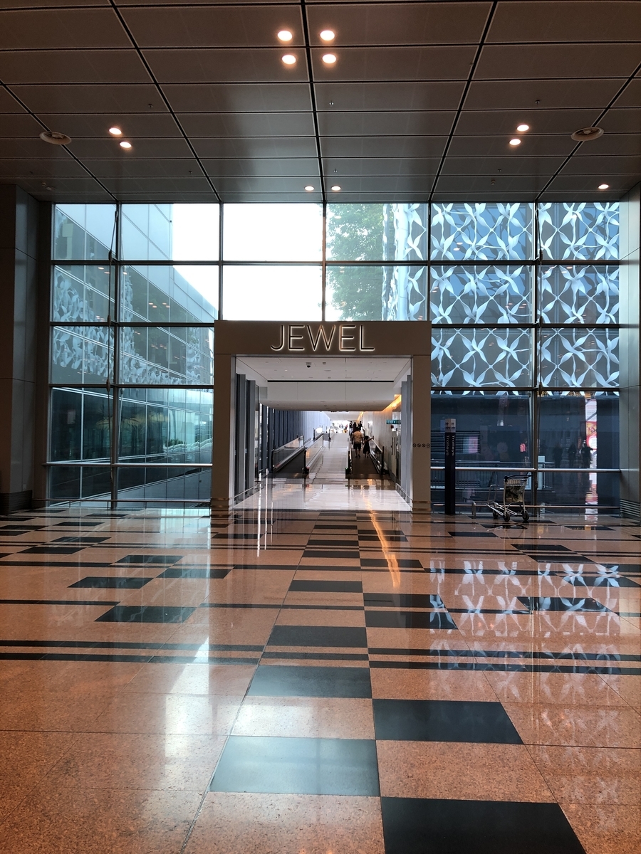 シンガポールの新しいApple Store。Jewel Changi Airportにオープンした新しいStoreに行ってきた ...