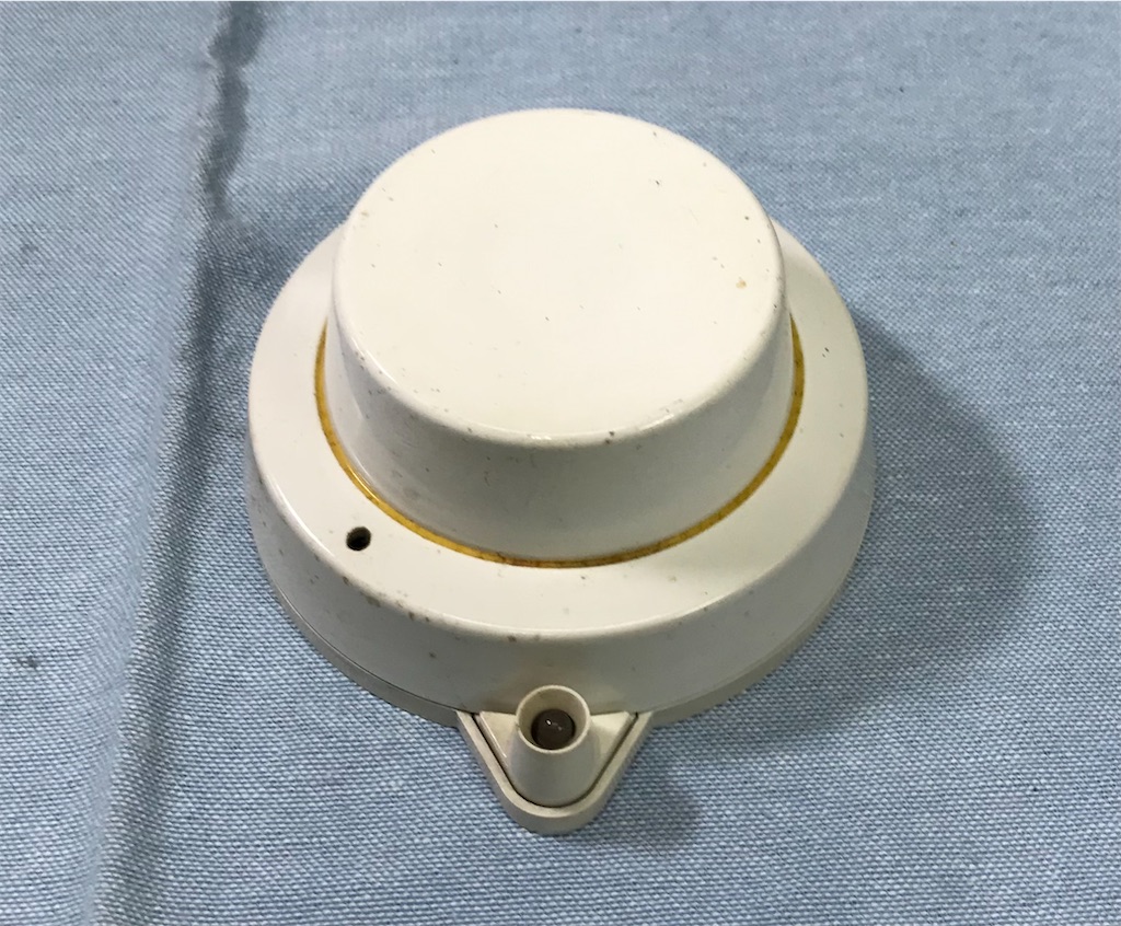 【備忘録】P型 差動式・定温式（移報出力付き S端子・P端子・3線式）感知器(リーク孔)を見てみる。DSC-2 DSC-2K 2SC1-L 2SA-PH BV42208 カジノンBV1290 ...