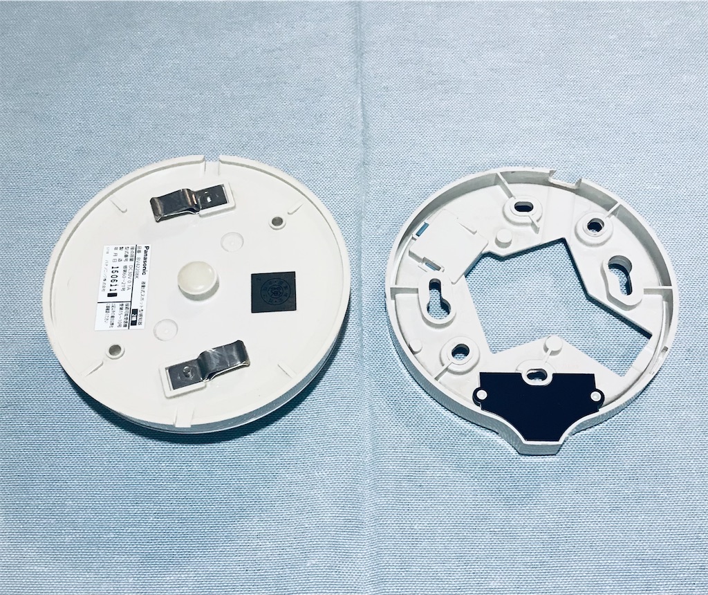 【備忘録】P型 差動式・定温式（移報出力付き S端子・P端子・3線式）感知器(リーク孔)を見てみる。DSC-2 DSC-2K 2SC1-L 2SA-PH BV42208 カジノンBV1290 ...