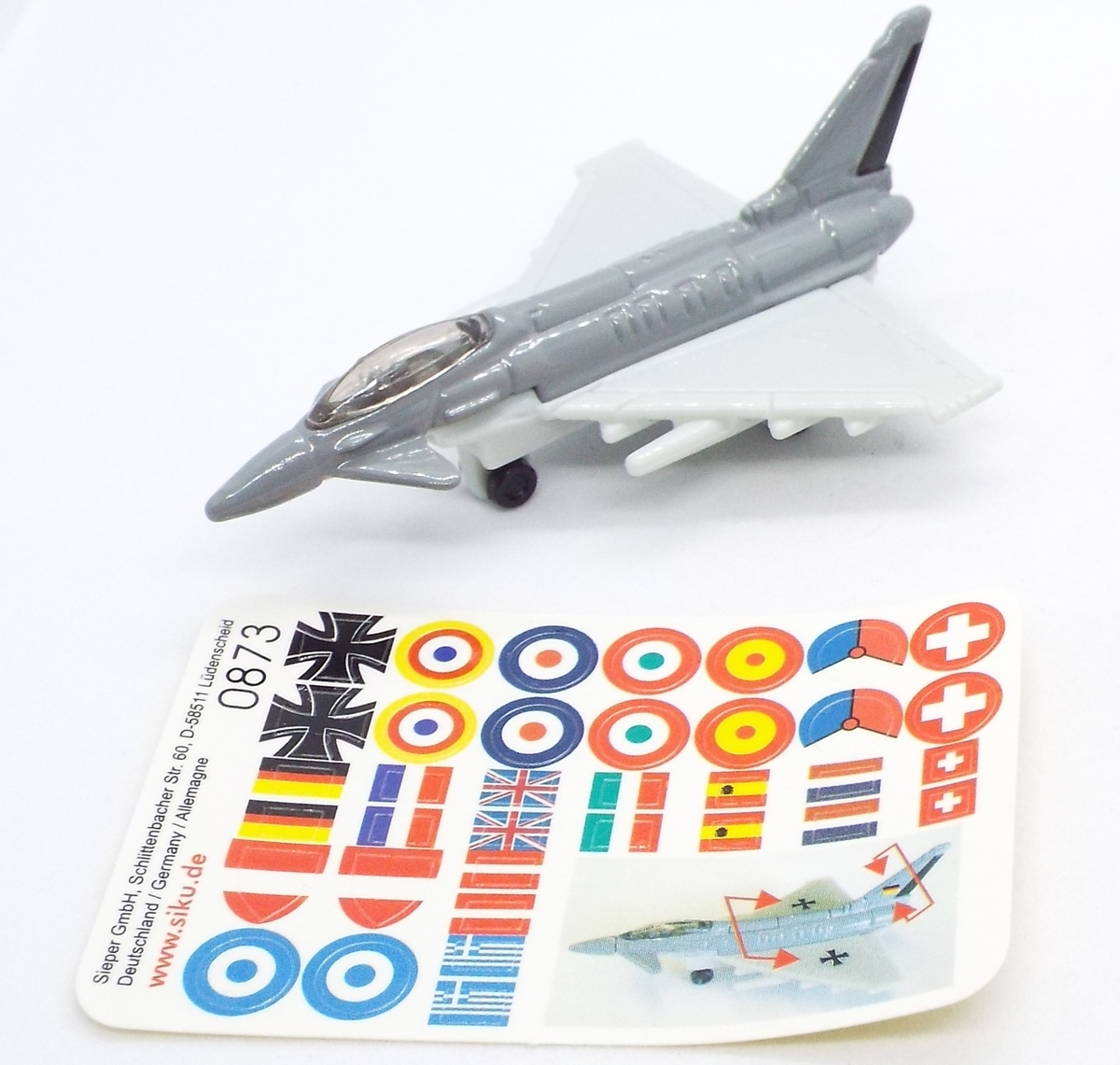 ジクのユーロファイター ─ siku - Jet Fighter - 手のひら駐車場日誌