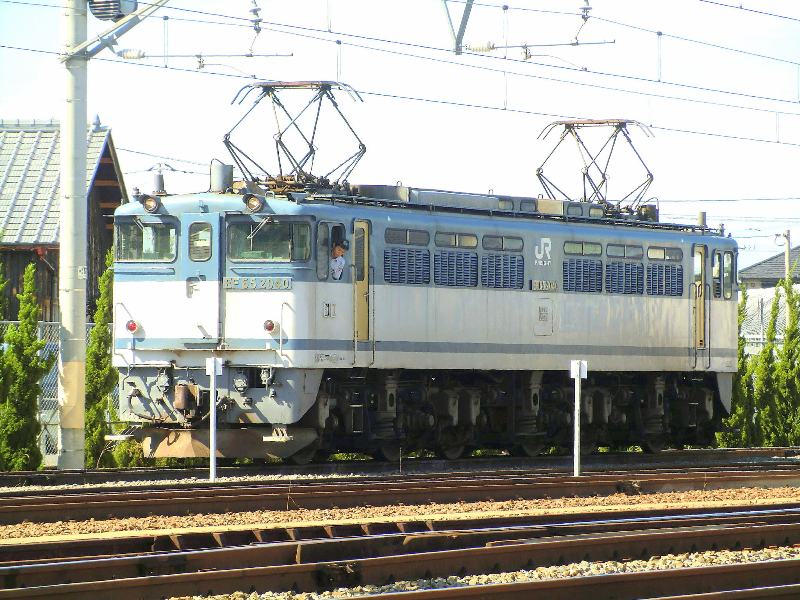懐かしのEF65-2040号機 - JR撮影日記