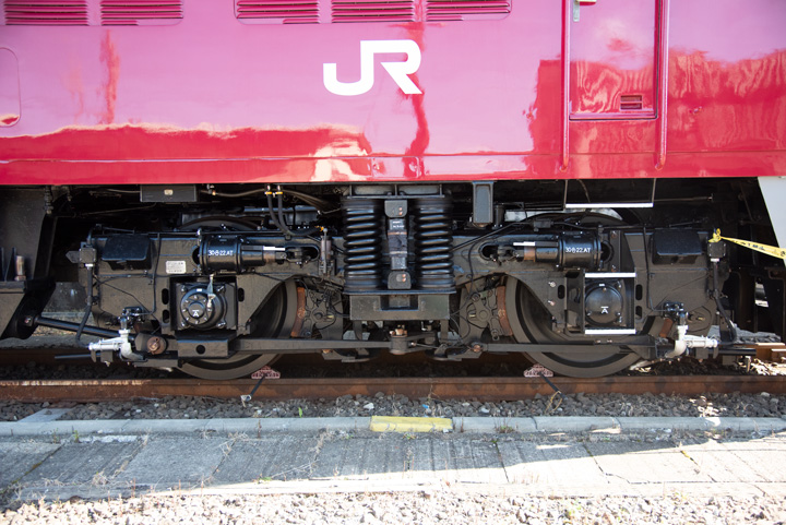 三線軌条＃1 - Tetsu Construction