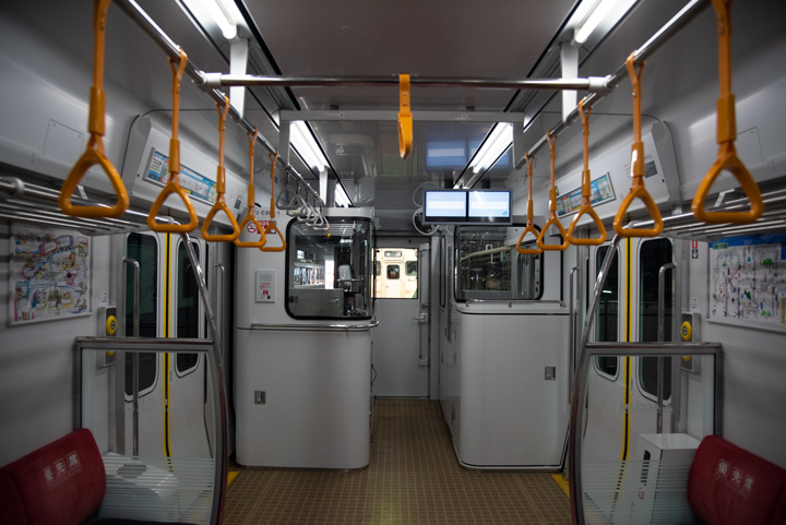 三線軌条＃7 - Tetsu Construction