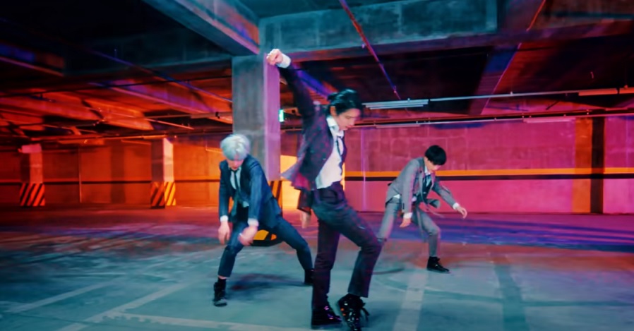 WayV 威神V - Action Figure とめ・はね・はらい 優雅さの技術 - 電子計算機舞踏音楽