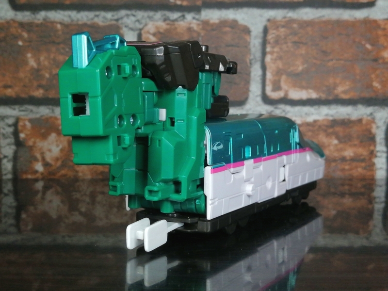 【ブログ 51point】 プラレール 新幹線変形ロボ シンカリオン チェンジザワールド シンカリオンCW E5はやぶさ トレーラーフォーム ( シンカリオン E5はやぶさ エルダビークル ...